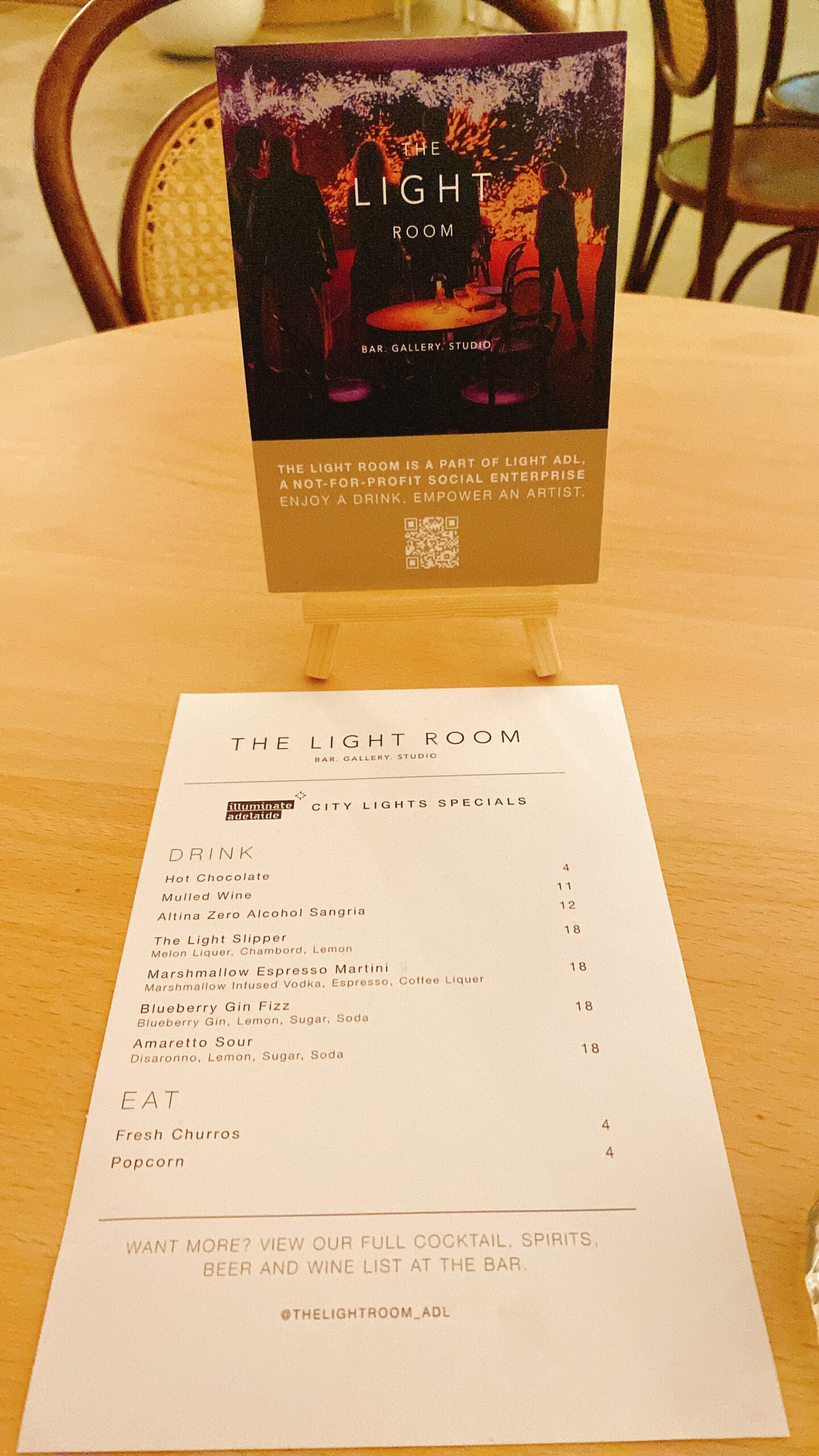 The Light Room - Ambient Menu